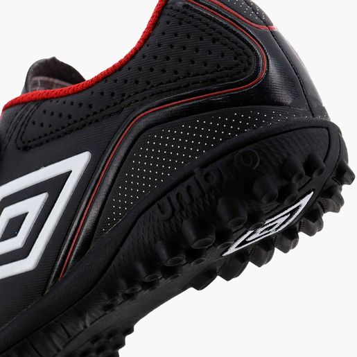 Umbro Classico XII TF | Marathon Sports Ecuador