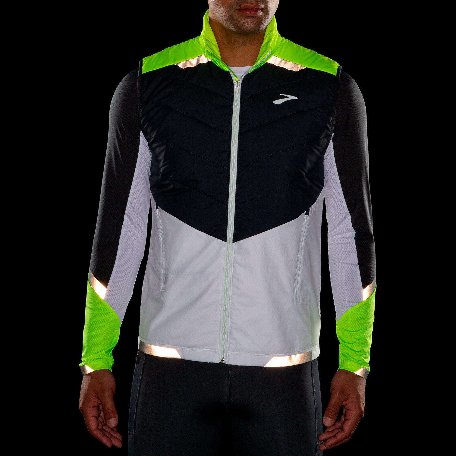 Brooks Run Visible | null | Chalecos | Ropa | Hombre | Productos | Marathon Sports Perú