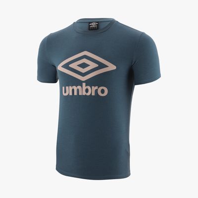 Umbro Large Logo | UMBRO | Marca | Productos | Marathon Sports Ecuador