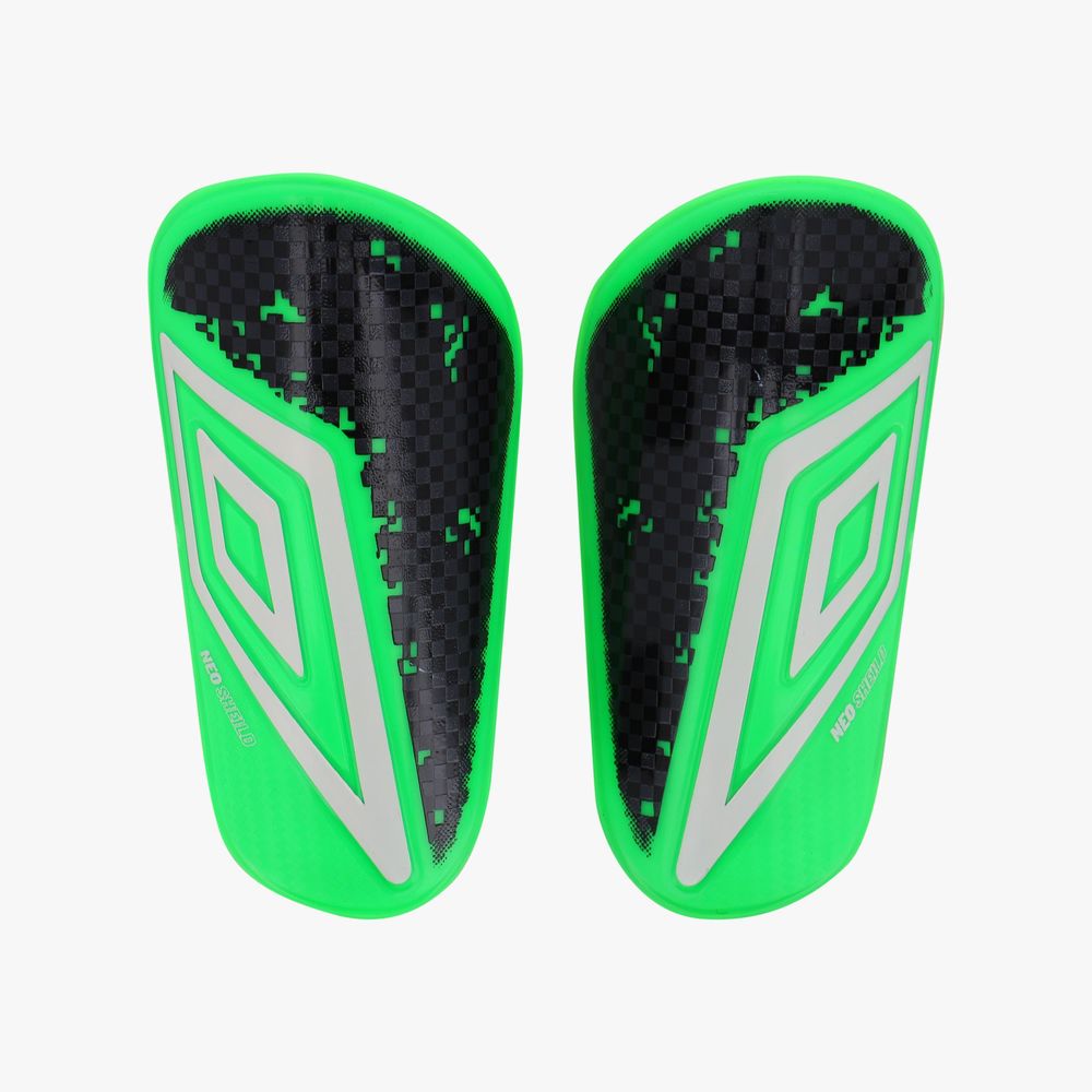 Umbro Neo Shield | Marathon Sports Ecuador