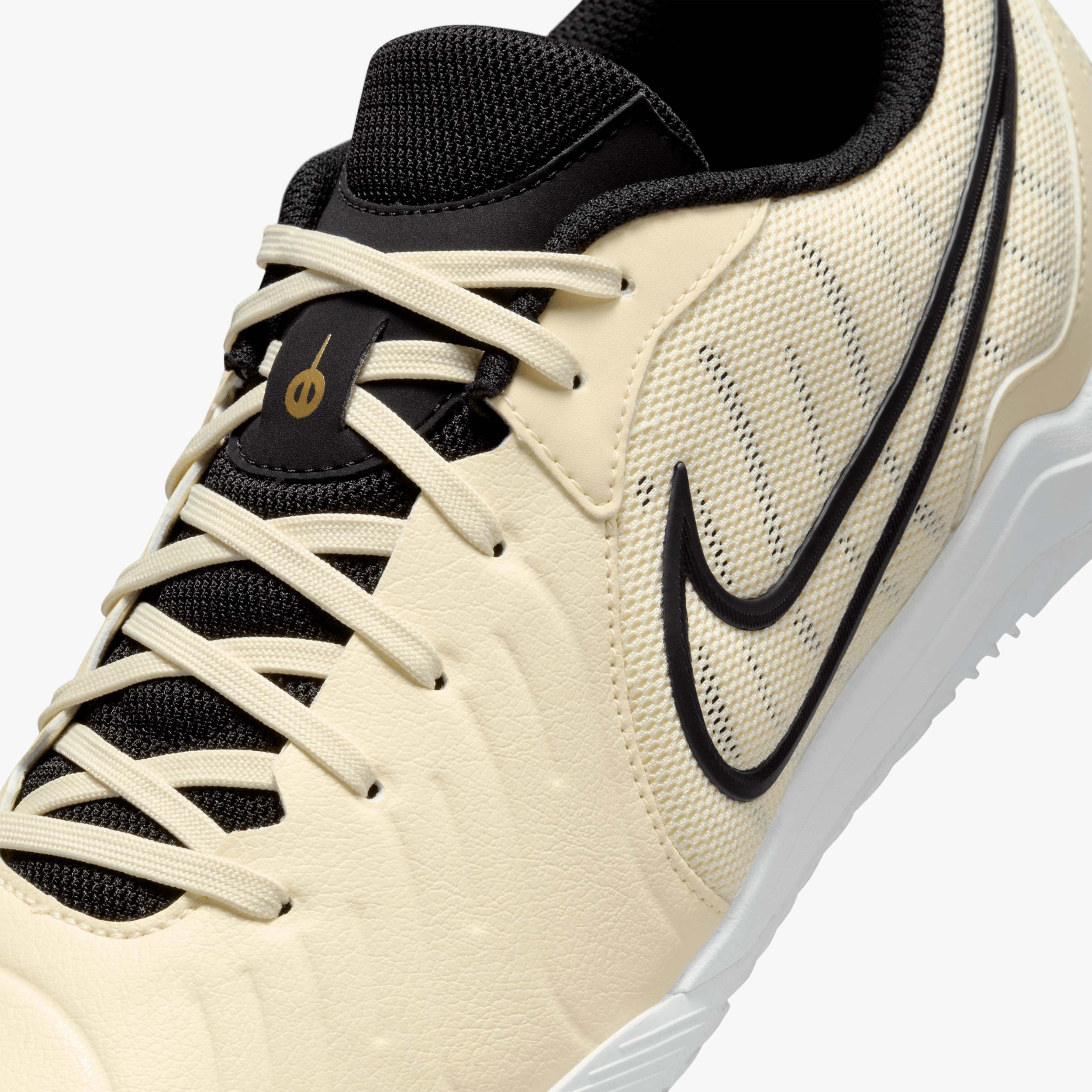 Nike Tiempo Legend 10 Academy IC | Marathon Sports Perú