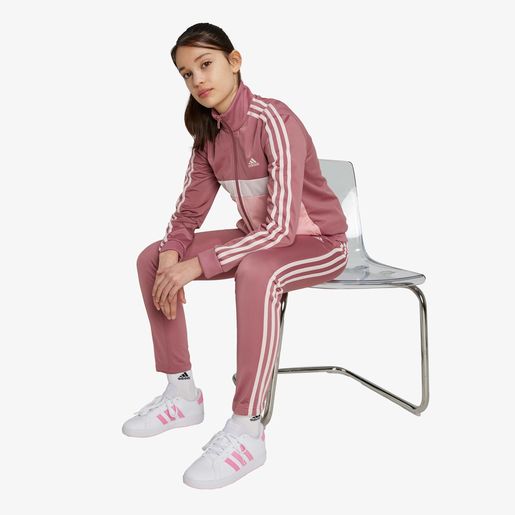 adidas Conjunto Essentials 3 Franjas Tiberio | Marathon Sports Ecuador