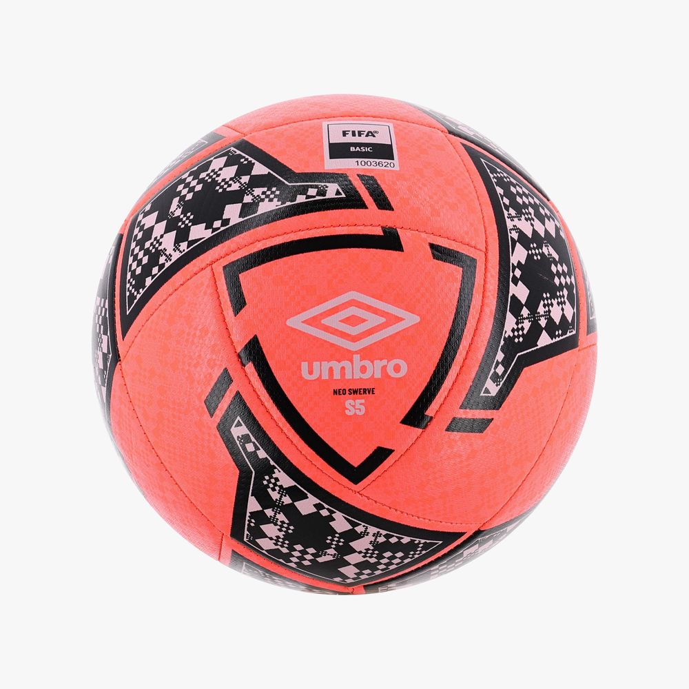 Umbro Neo Swerve | Marathon Sports Ecuador