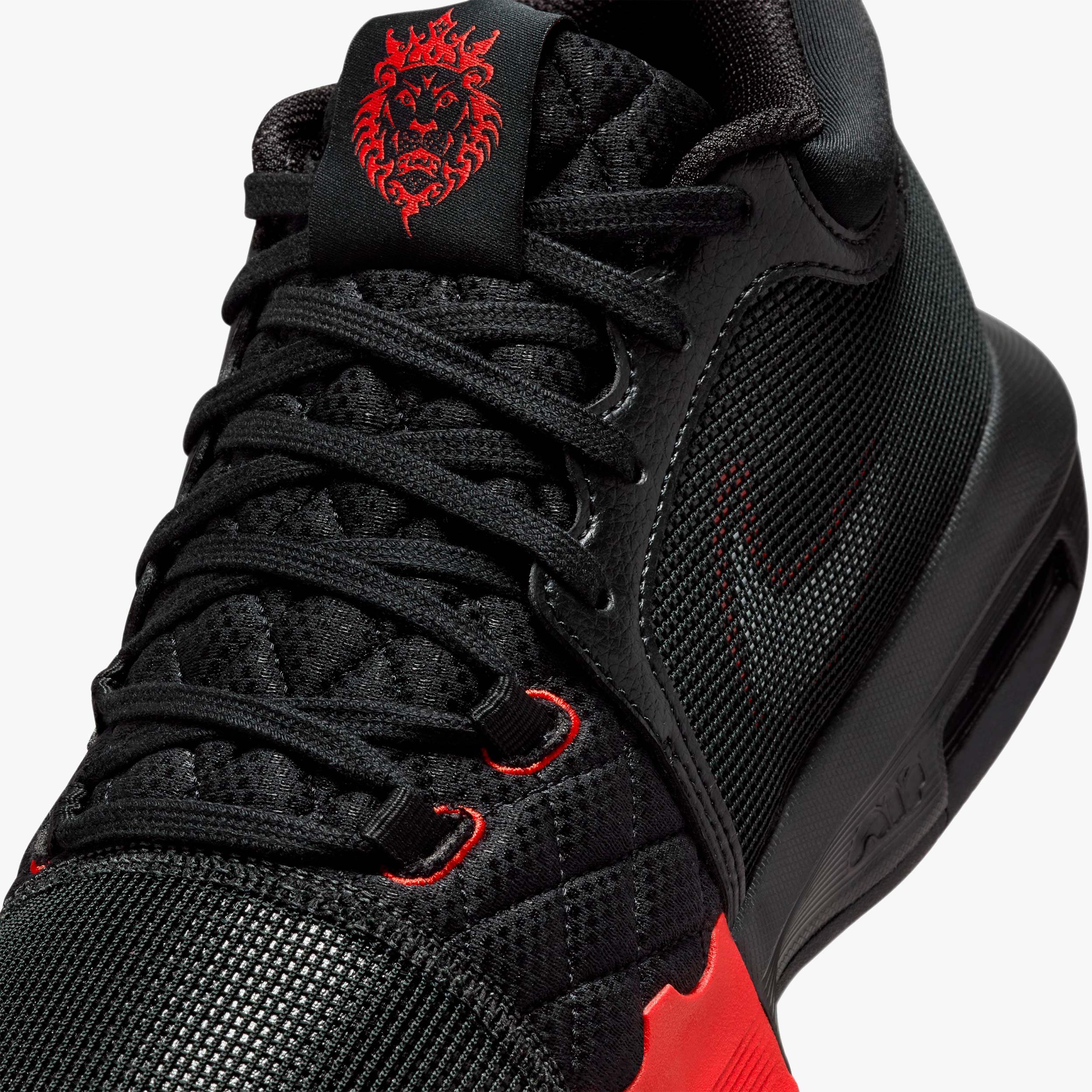 Nike LeBron Witness 8 | Marathon Sports Perú