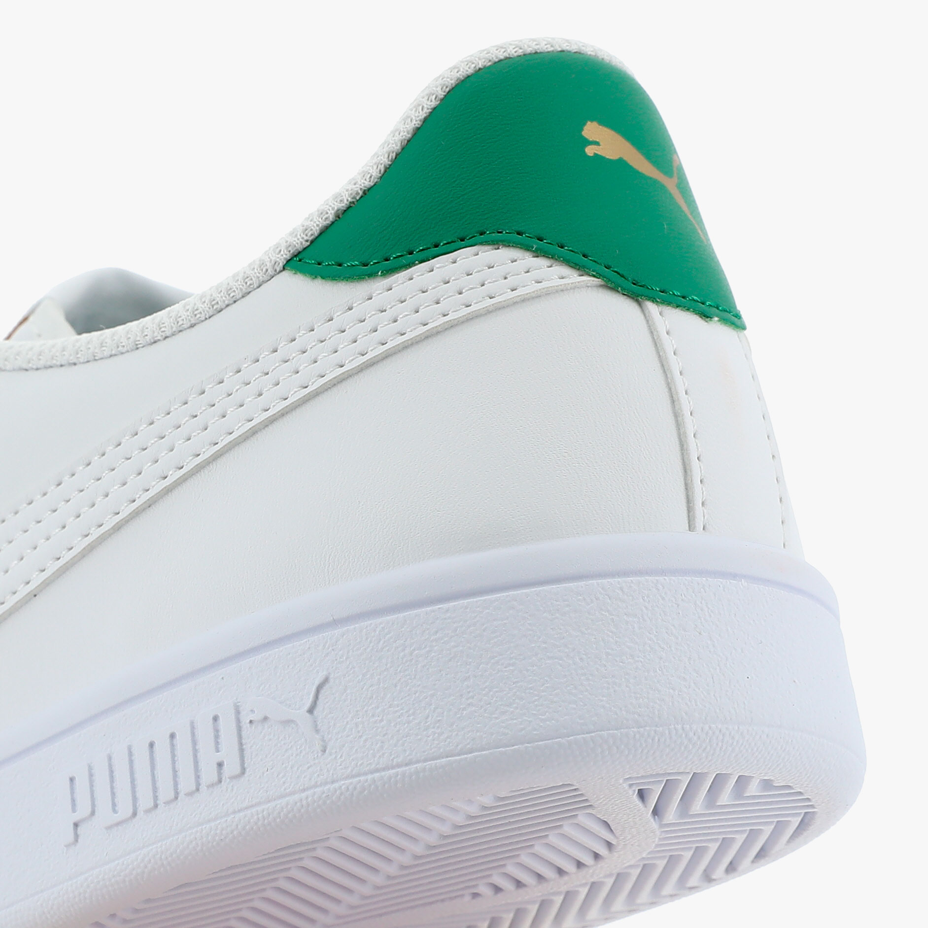 Puma Smash v2 Leather | Marathon Sports Perú