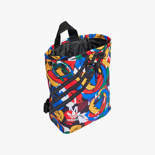 adidas Mini Bucket | TAF Ecuador