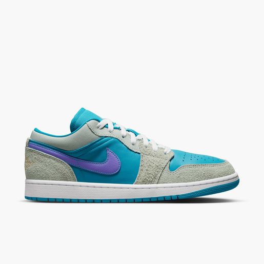 Air Jordan Low SE | Sneakers by Marathon Ecuador