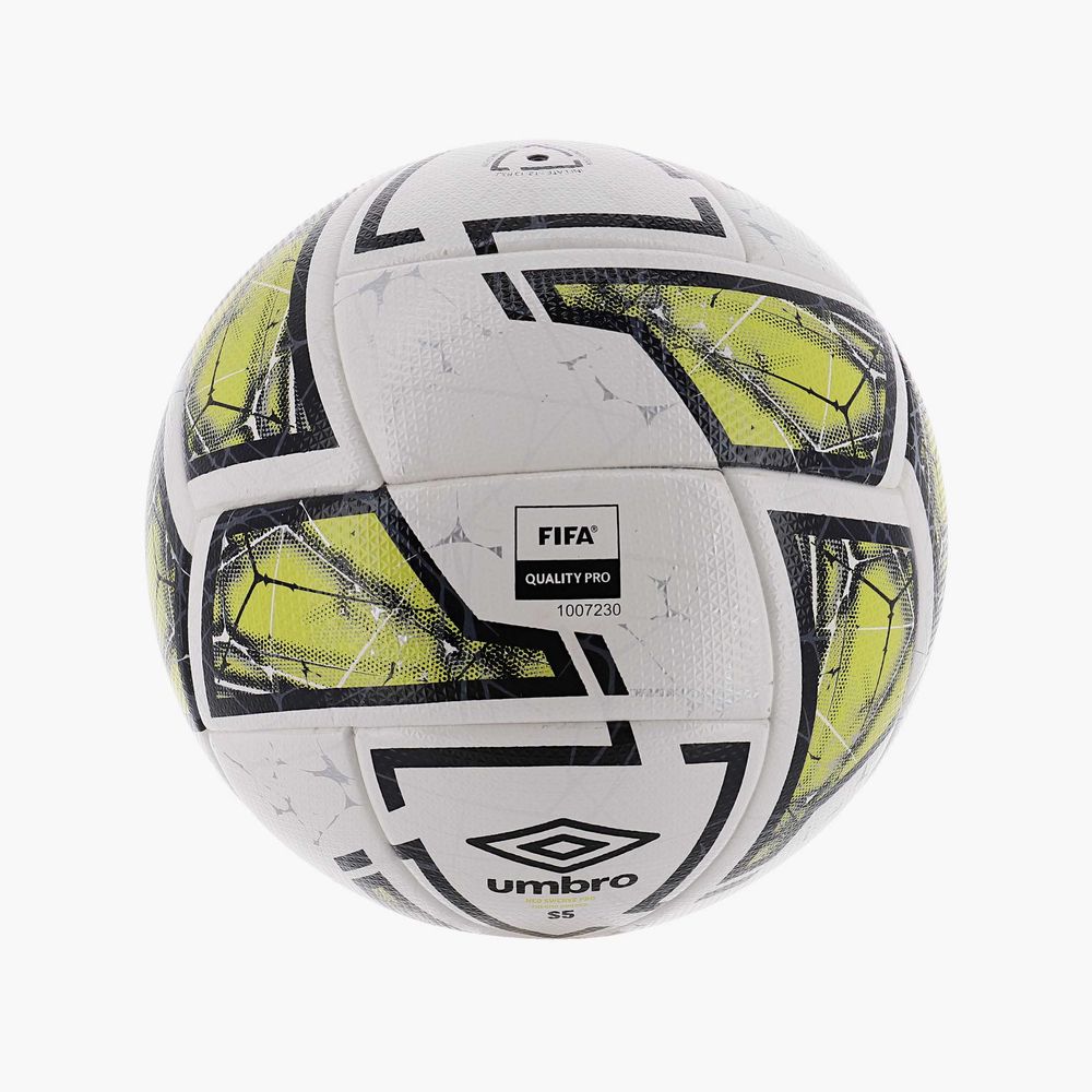 Umbro Neo Swerve TB | Marathon Sports Ecuador