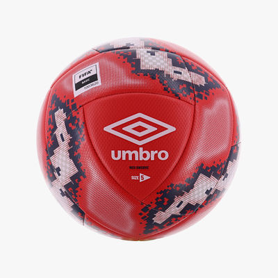 Umbro Neo Swerve | Marathon Sports Ecuador