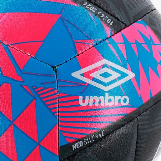 Umbro Neo Swerve | Marathon Sports Ecuador