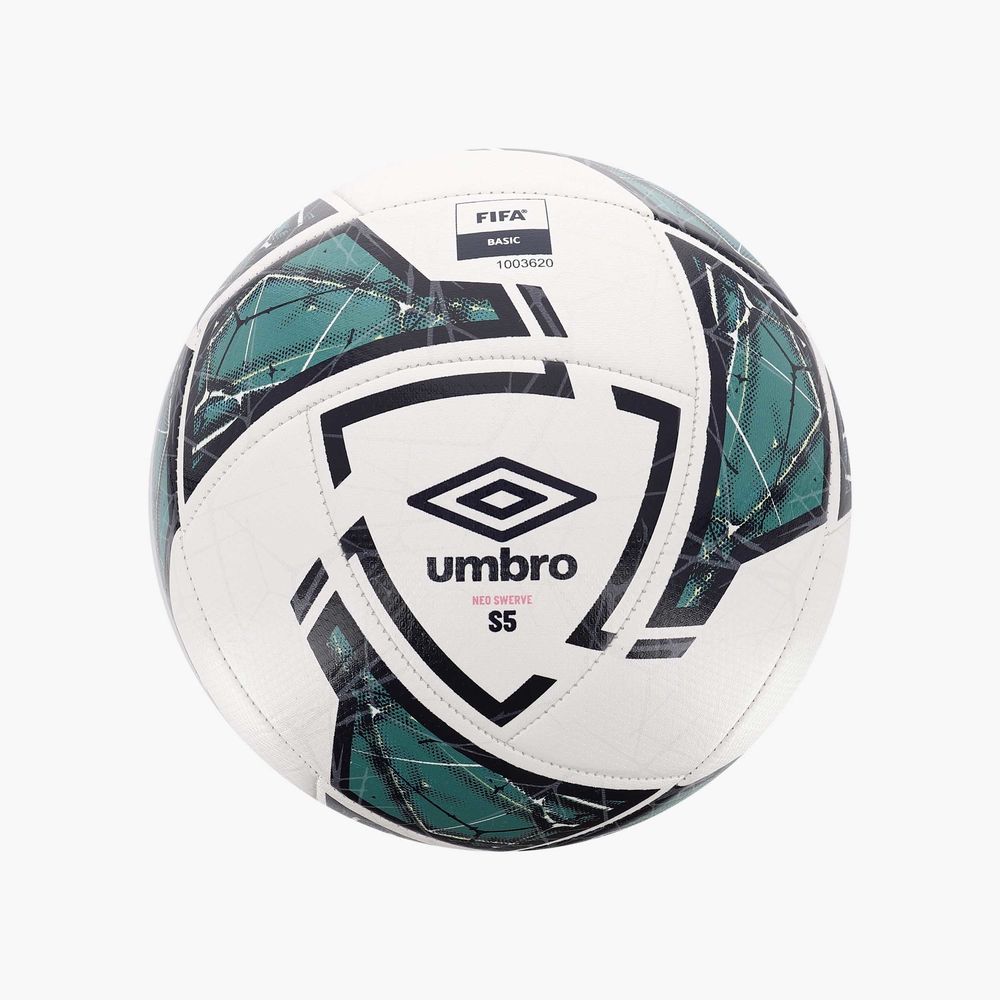 Umbro Neo Swerve | UMBRO | Marca | Productos | Marathon Sports Ecuador