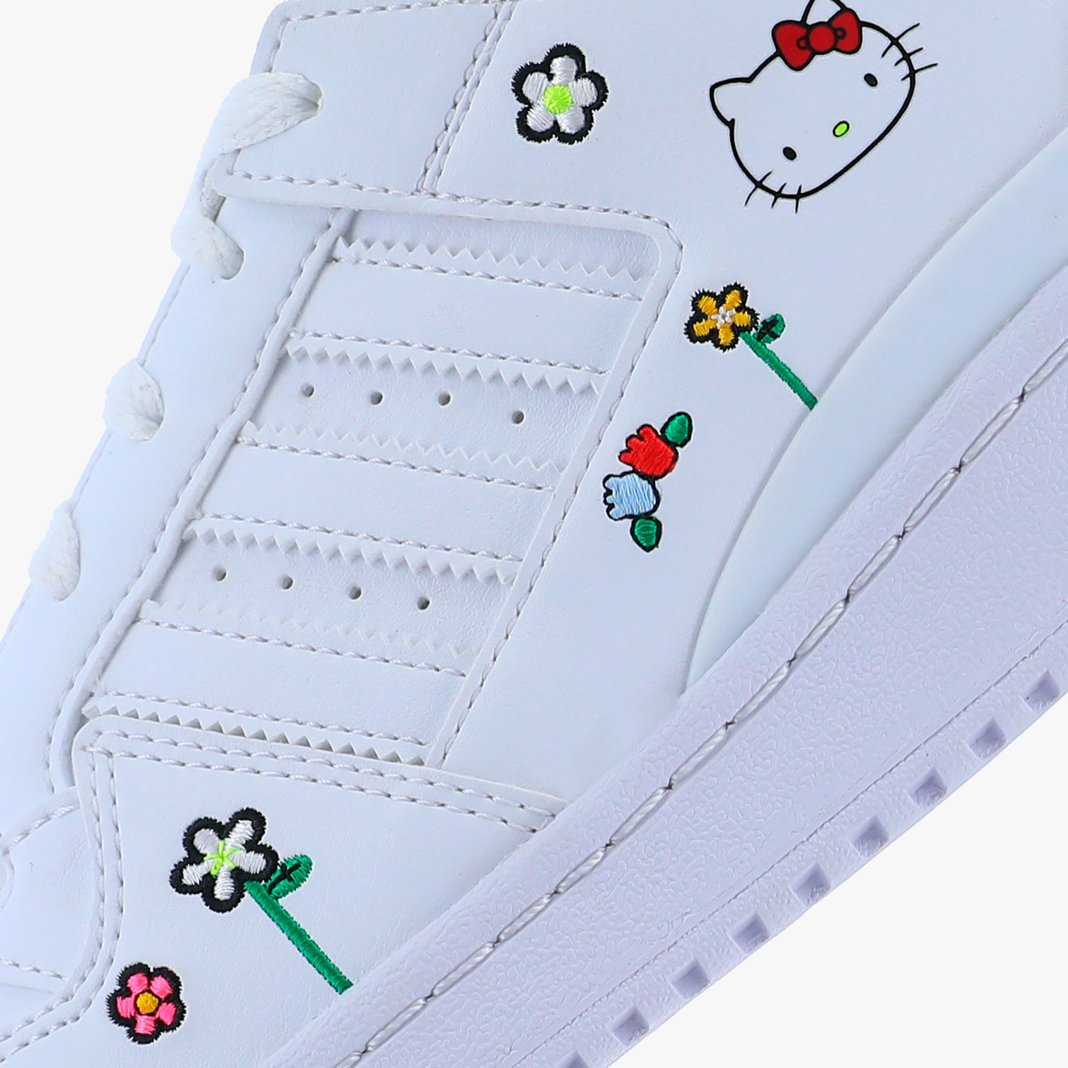 adidas Forum x Hello Kitty | Marathon Sports Perú