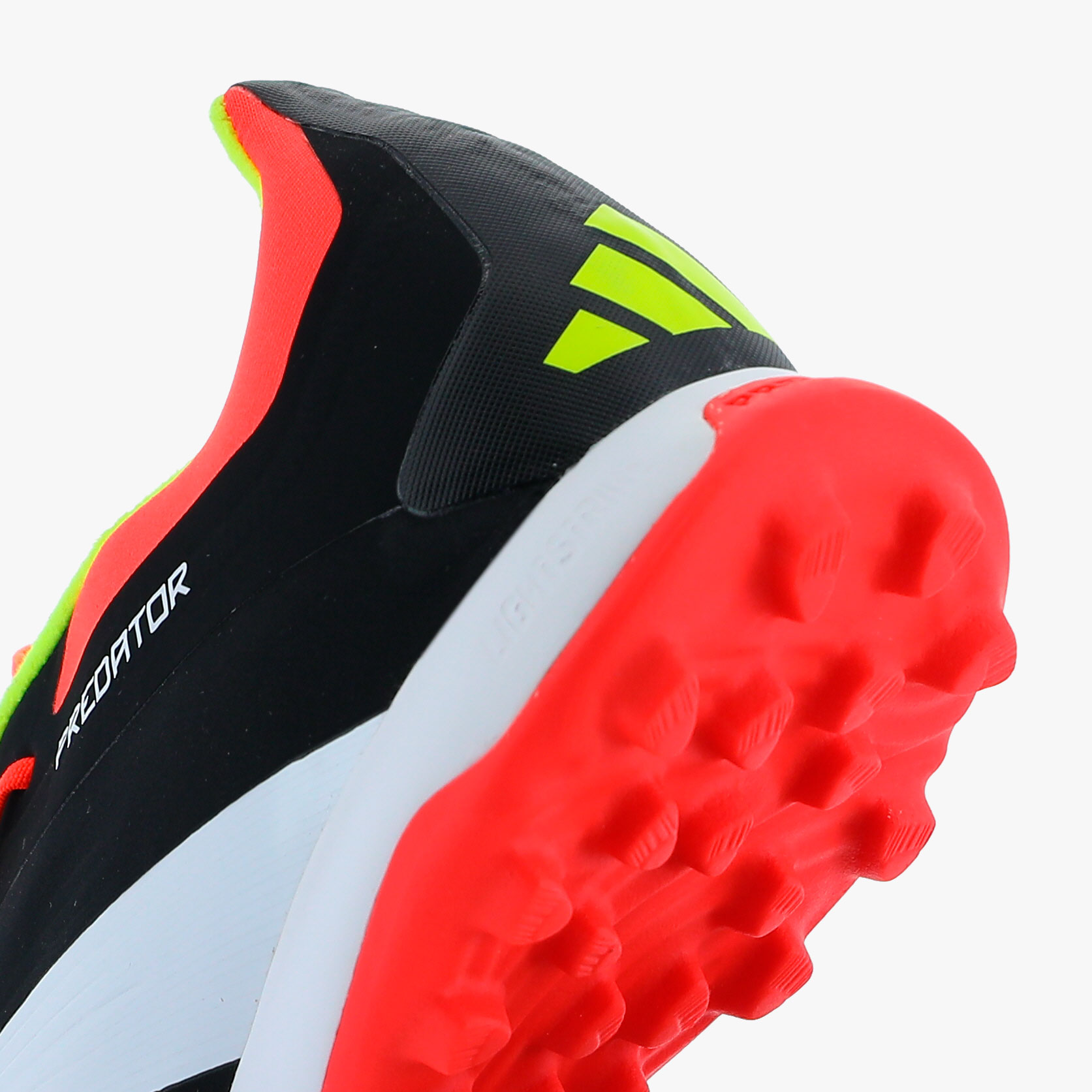 Adidas Chimpunes Predator 24 Elite Pasto Sintético | Marathon Sports Perú