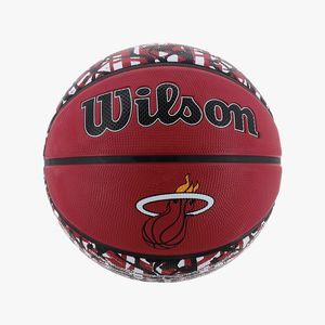 Wilson NBA Graffiti | Marathon Sports Ecuador