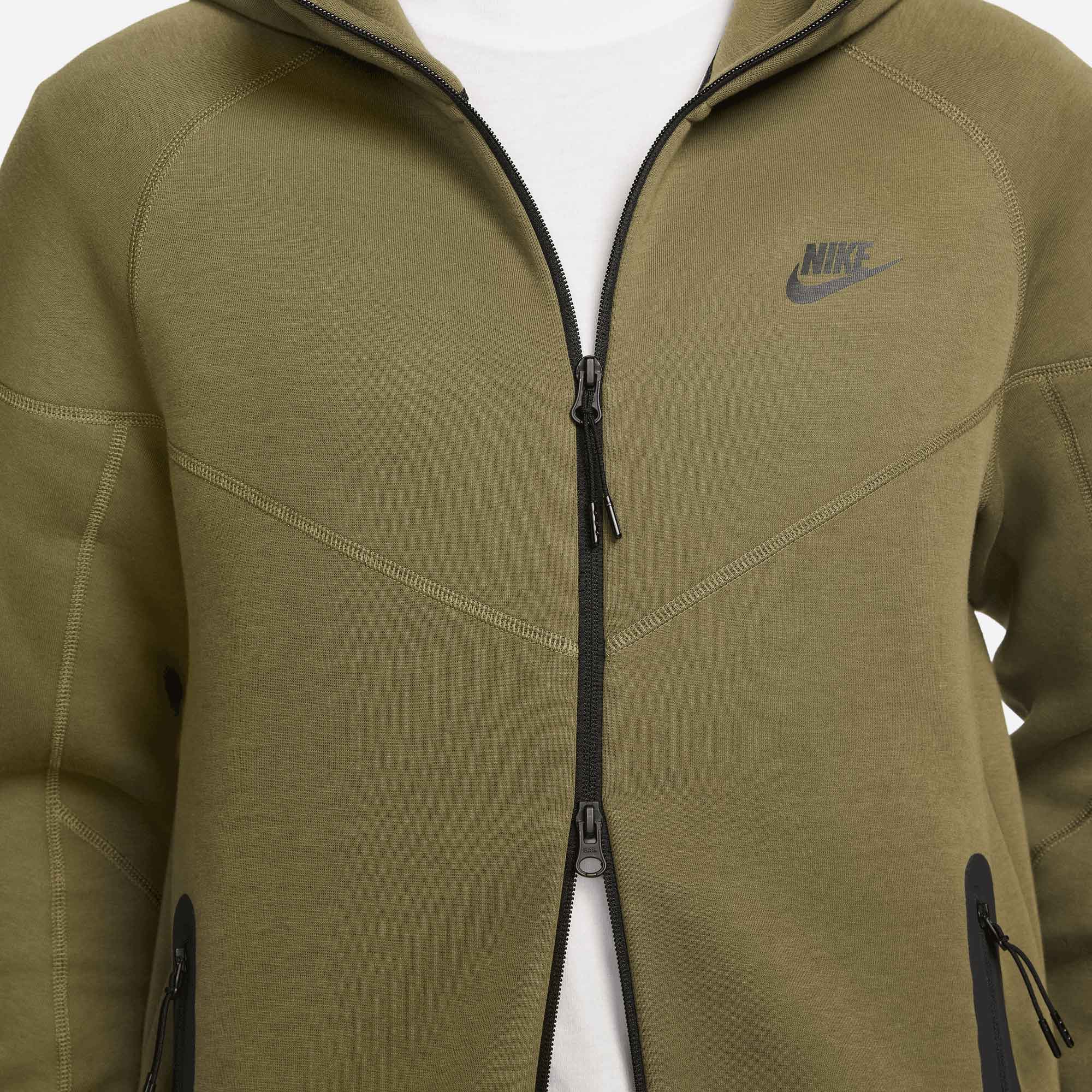 Nike Sportswear Tech Fleece Windrunner | Marathon Sports Perú