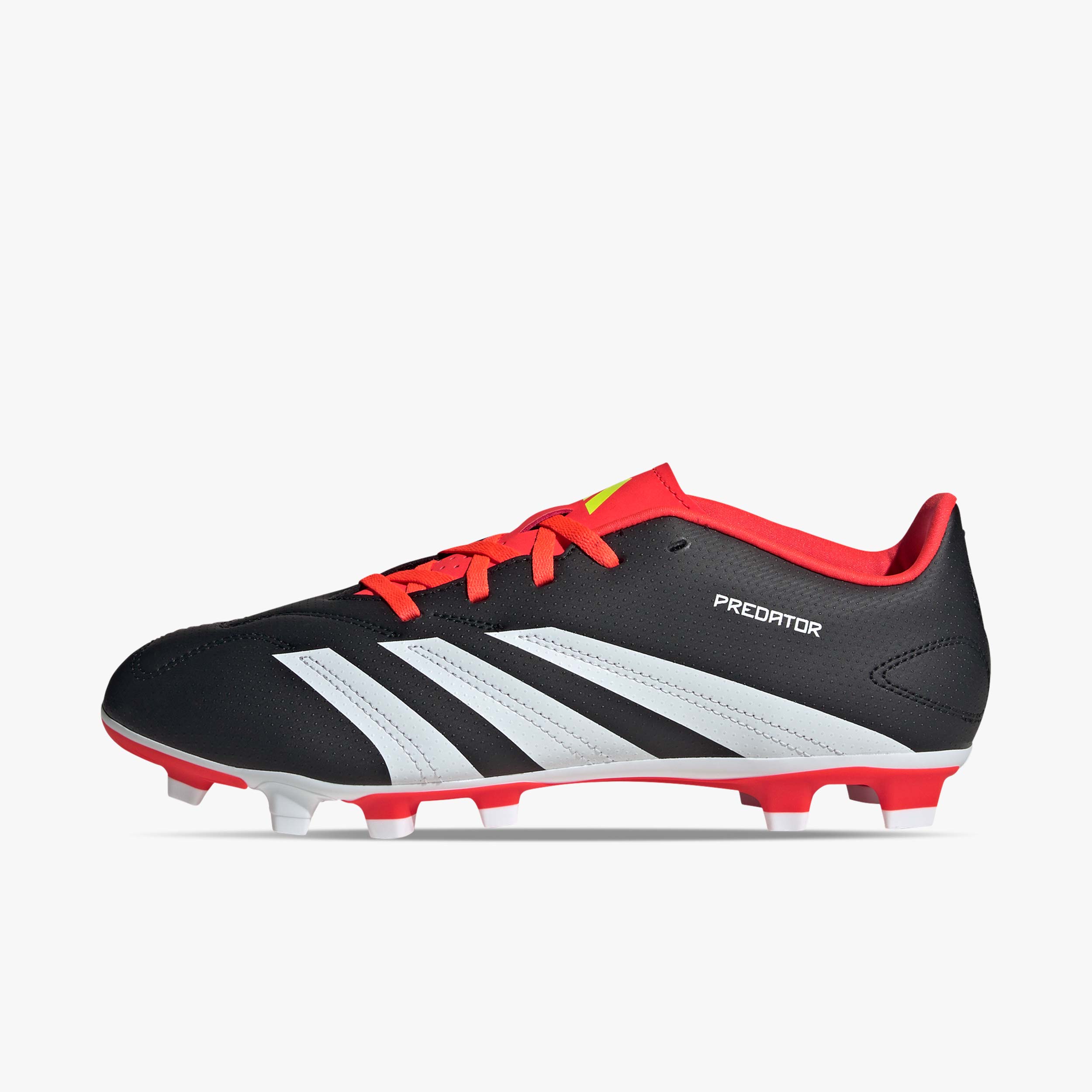 Adidas Chimpunes Predator Club Multiterreno | Marathon Sports Perú